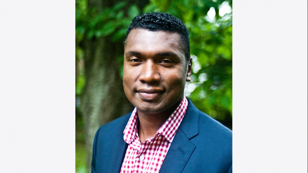 Stephon Alexander elected president of National Society of Black ...
