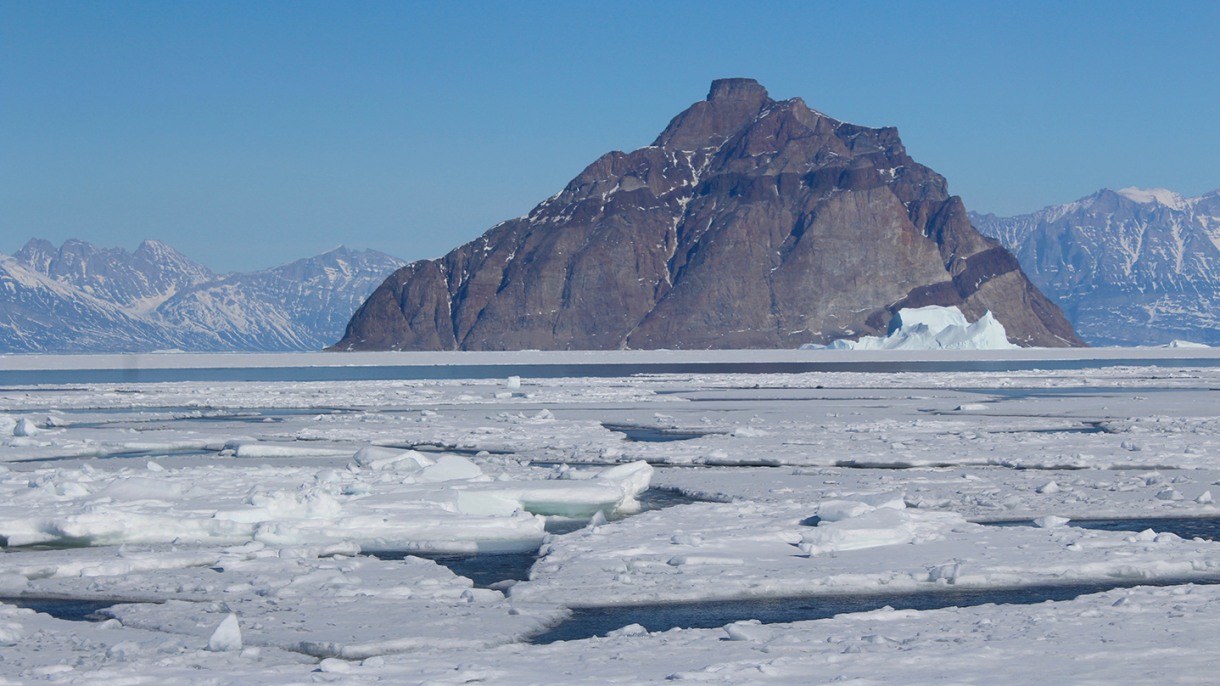 Arctic ‘shorefast’ sea ice threatened by climate change, study finds ...