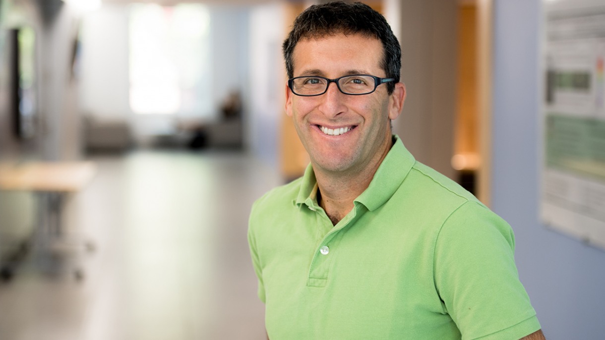 Brown professor wins prestigious Fulbright award | Brown University