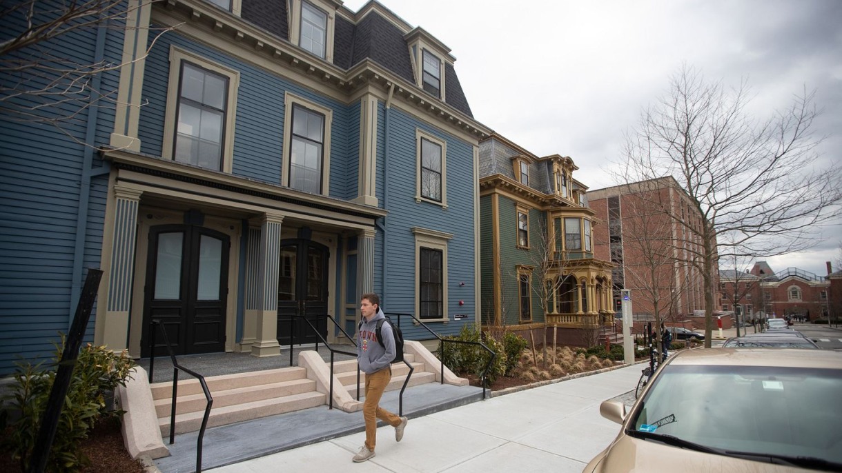 Brown wins historic preservation award for relocation, renovation of ...