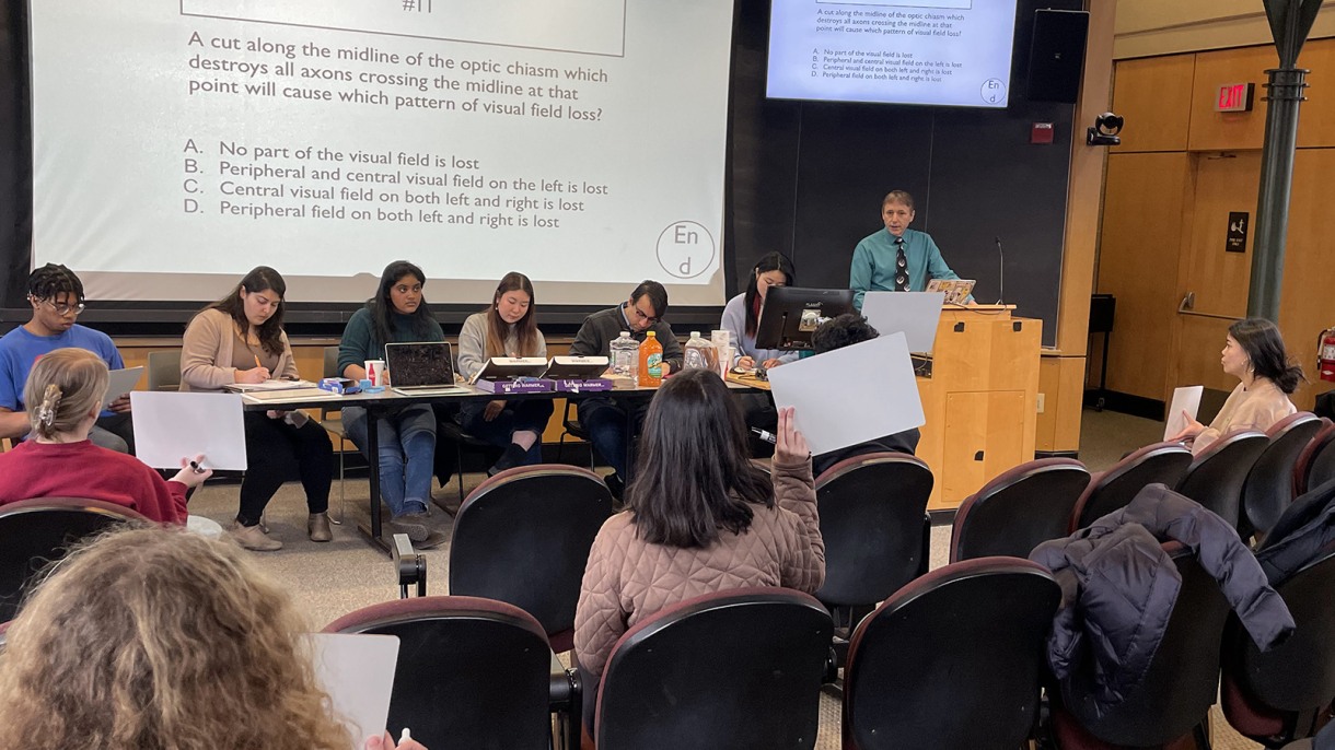 Brown Brain Bee brings brain science to local high schoolers | Brown ...