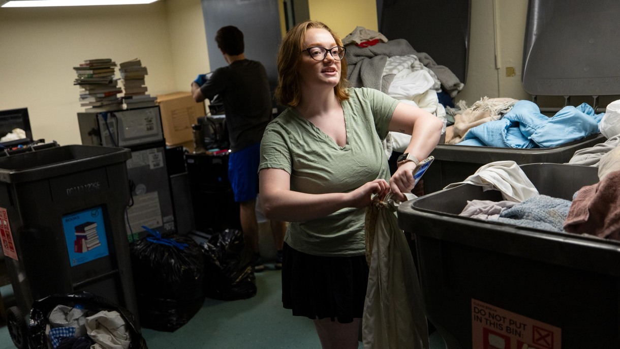 Making a ‘clean break’ before graduation, in support of local communities | Brown University