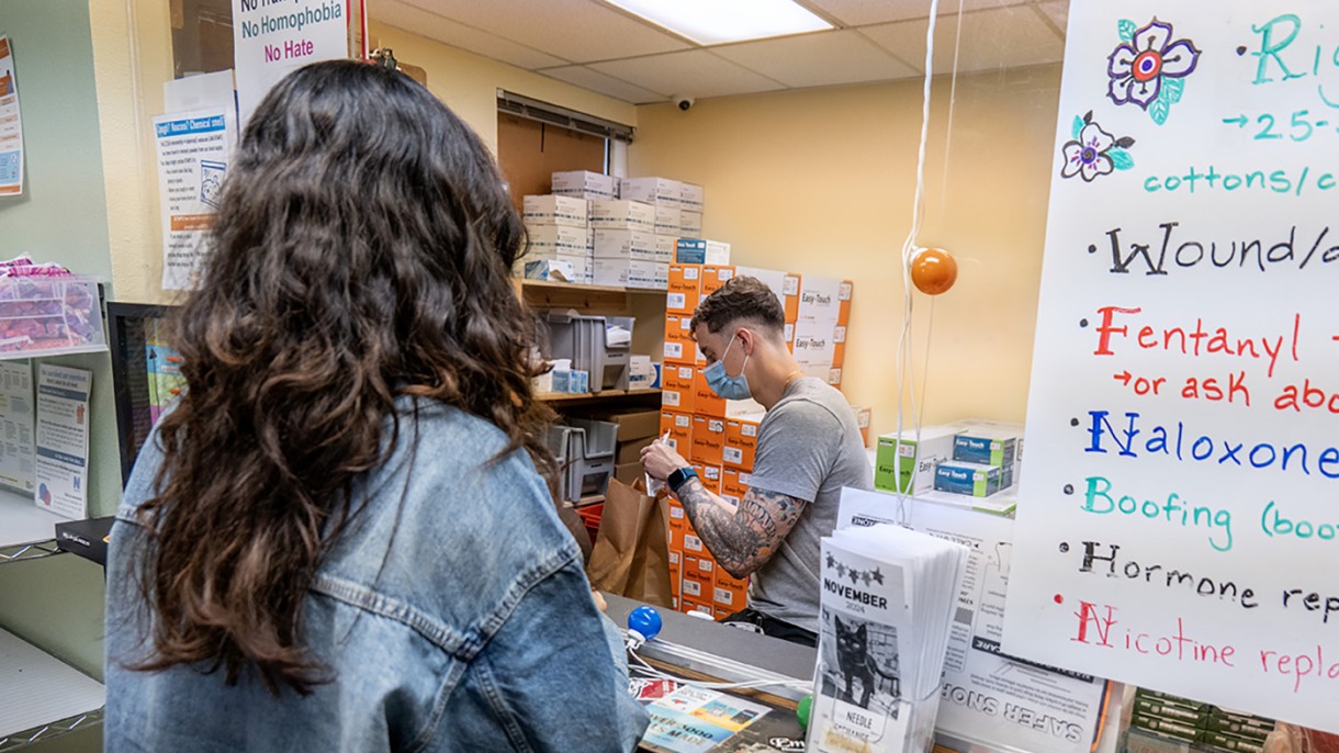 Brown team to co-lead $12M study to improve well-being of people who ...