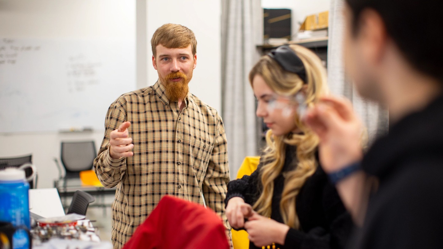 Eric Ewing: Helping multi-robot research lift off at Brown and beyond ...